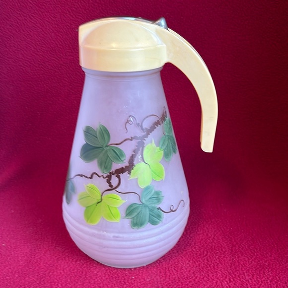 hazel | Dining | Mid Century Hazel Atlas Gay Fad Ivy Waffle Batter Pitcher | Poshmark